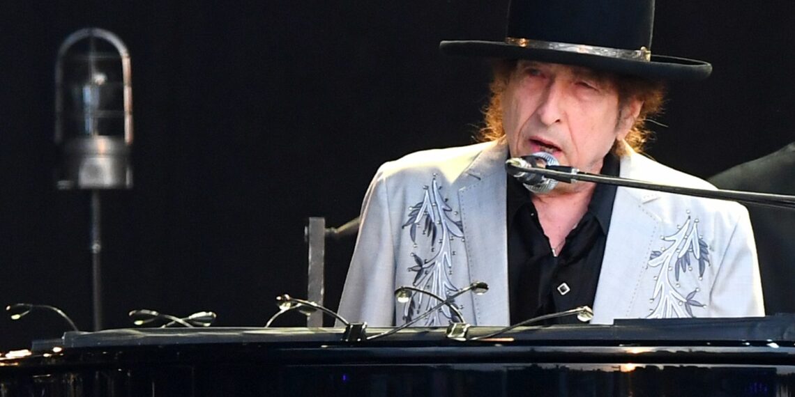 Meet Bob Dylan's Six Children — Including His Singer Songwriter Son ...